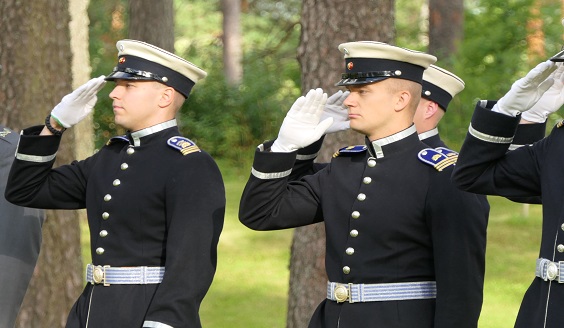 Kadetit valmistuvat, Maasotakoulu onnittelee! - Maavoimat